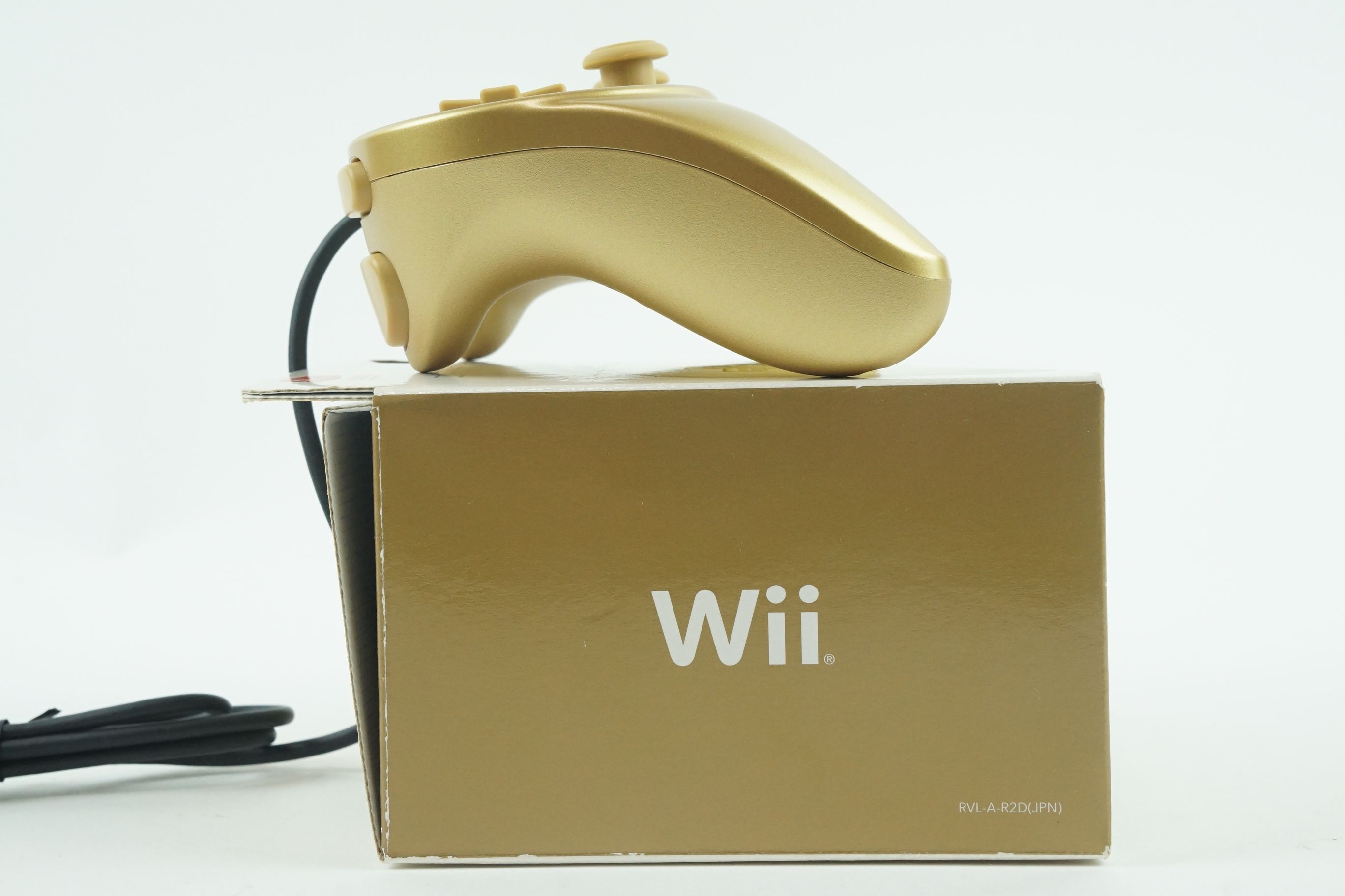 Club Nintendo Wii Classic Controller Pro Gold Limited Box From Japan ... Club Nintendo Wii Classic Controller Pro Gold Limited Box From Japan ...